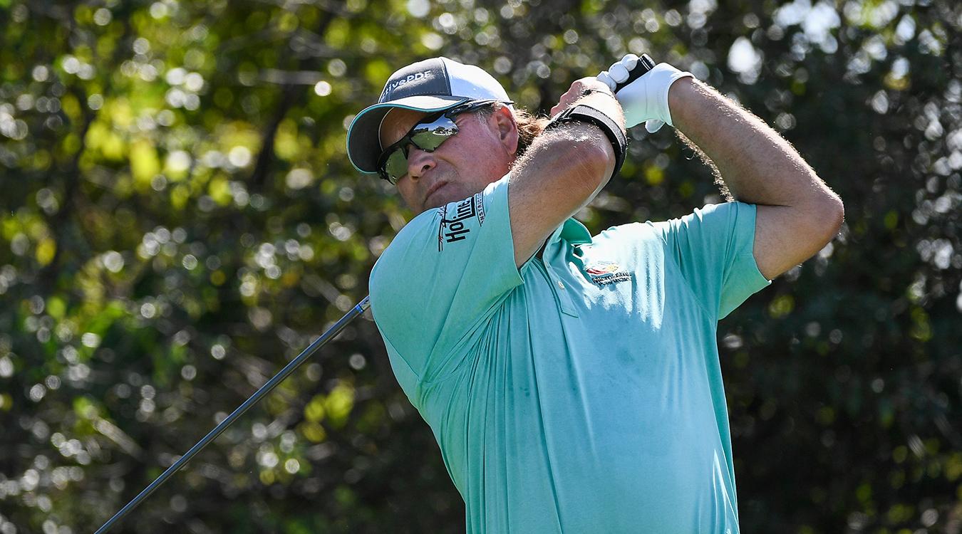 Scott McCarron | Golfer | Titleist