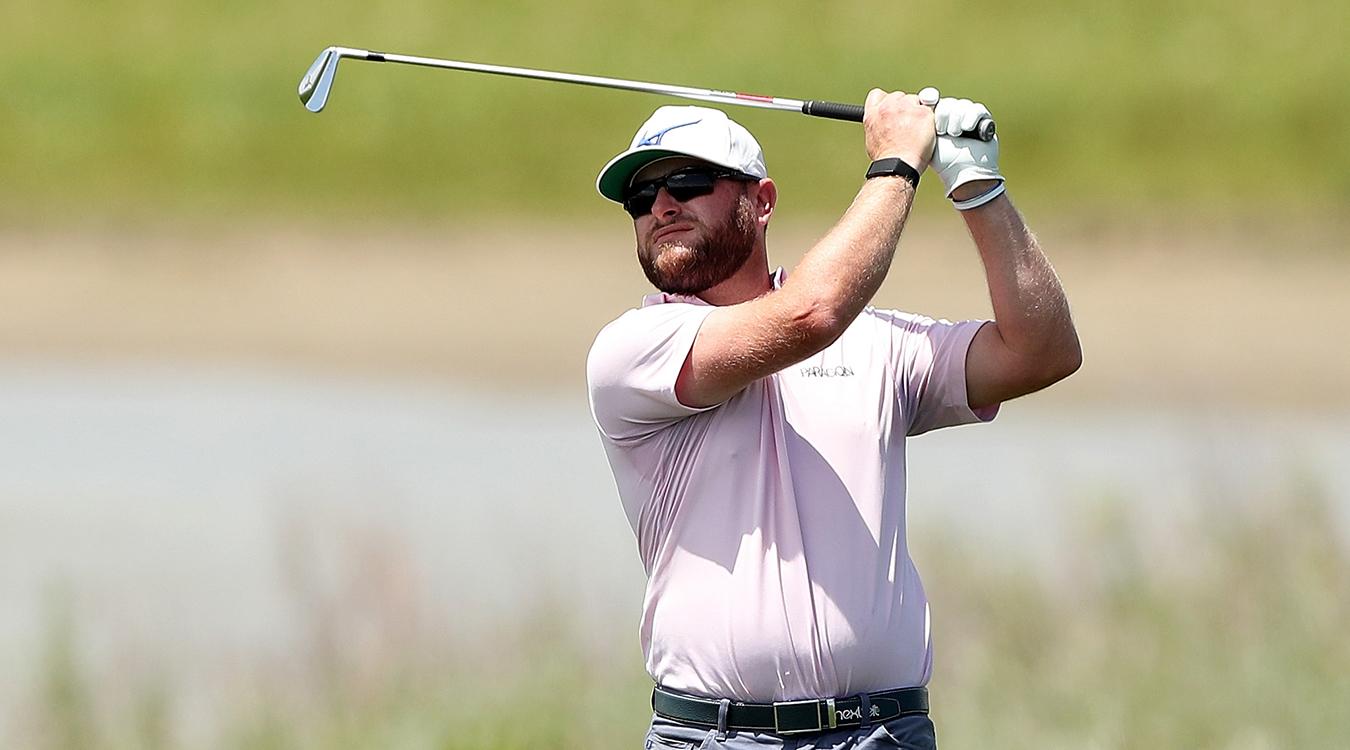 Erik Barnes | Golfer | Titleist