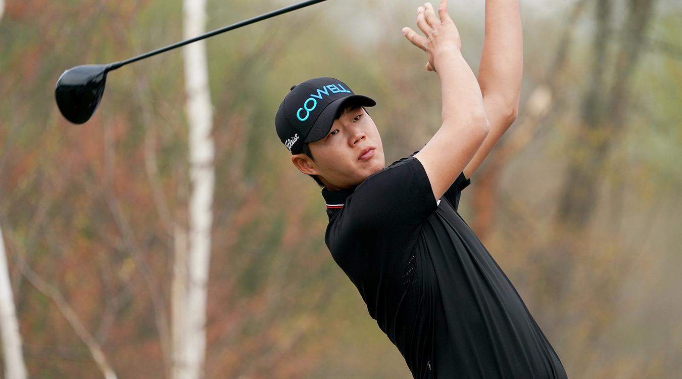 HYEONG UK PARK | Golfer | Titleist