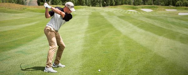 2017 Pro V1 Story | Titleist